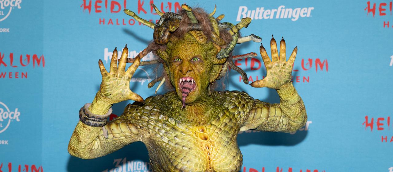 Heidi Klum Zu Halloween 2025 Als Medusa Versteinert Sie Tom Kaulitz