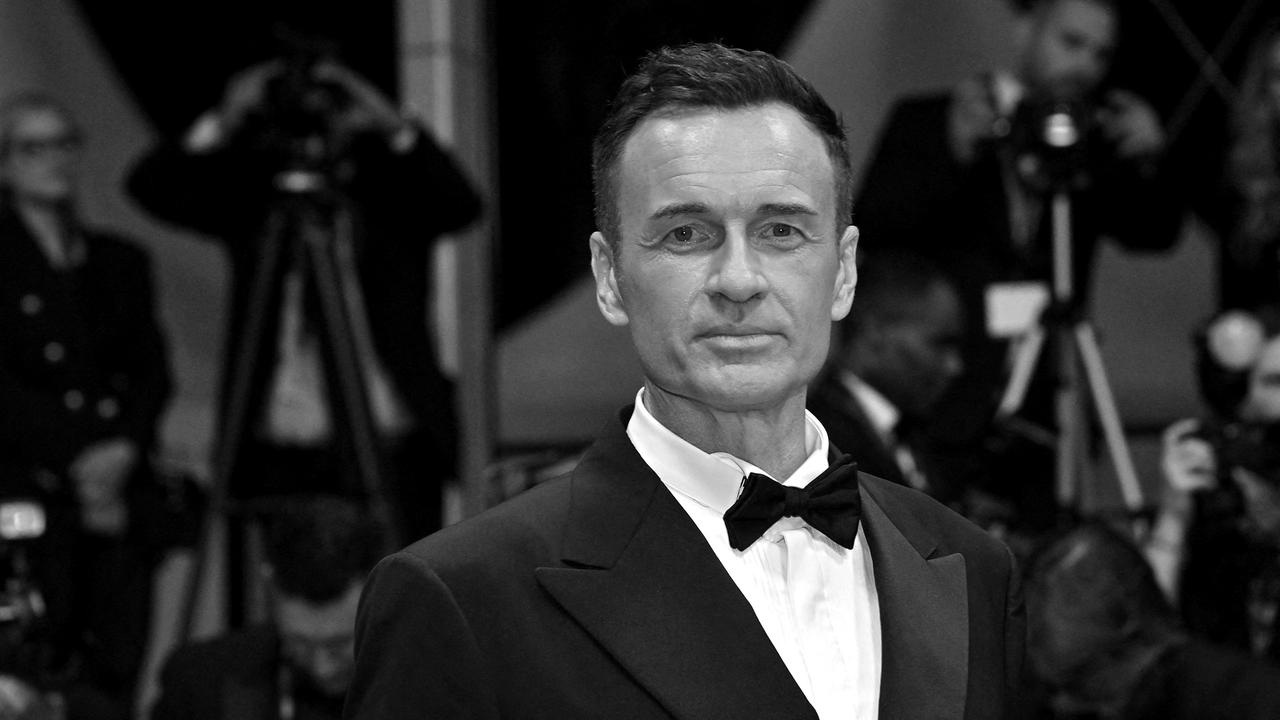 Nip Tuck und Charmed: Serien Schauspieler Julian Mc Mahon ist tot mit ...