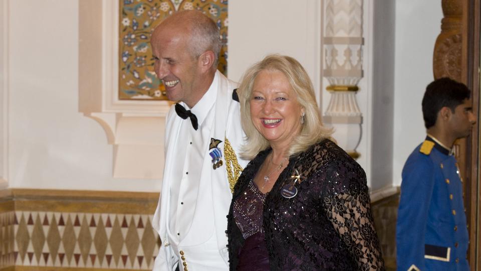 Queen Elizabeth II.: Bei diesem Song von ABBA hat sie lauthals ...