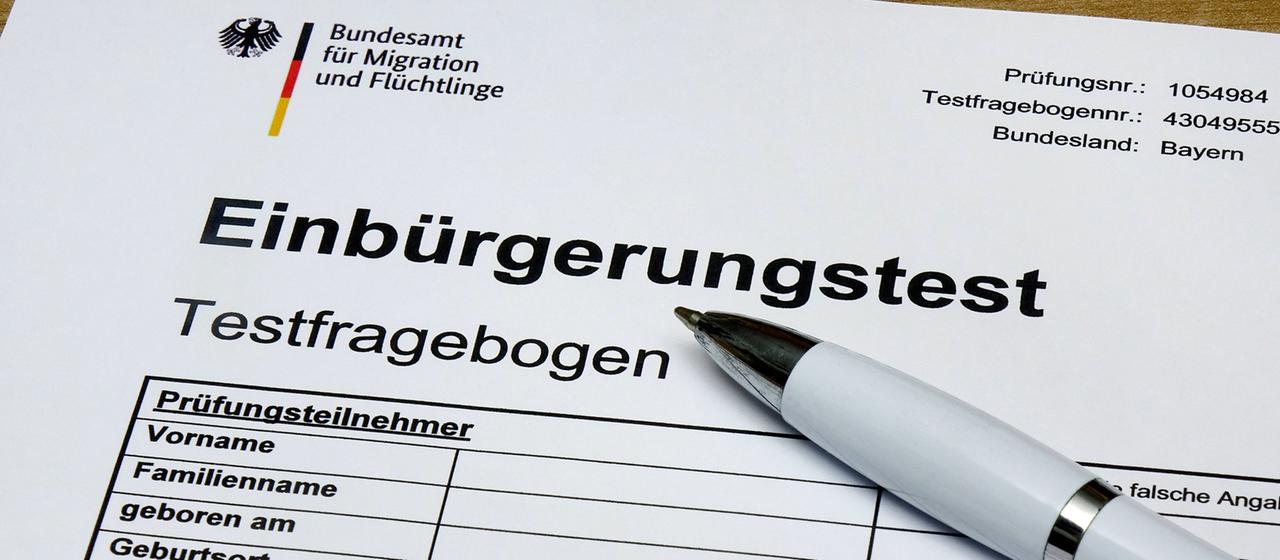 Einbürgerungstest: Würden Sie den Test bestehen und die Fragen richtig ...
