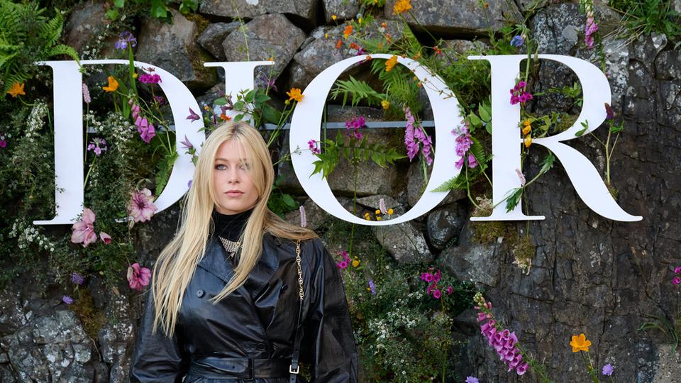 Claudia Schiffer wird 55 - Das macht das Topmodel heute | brisant.de