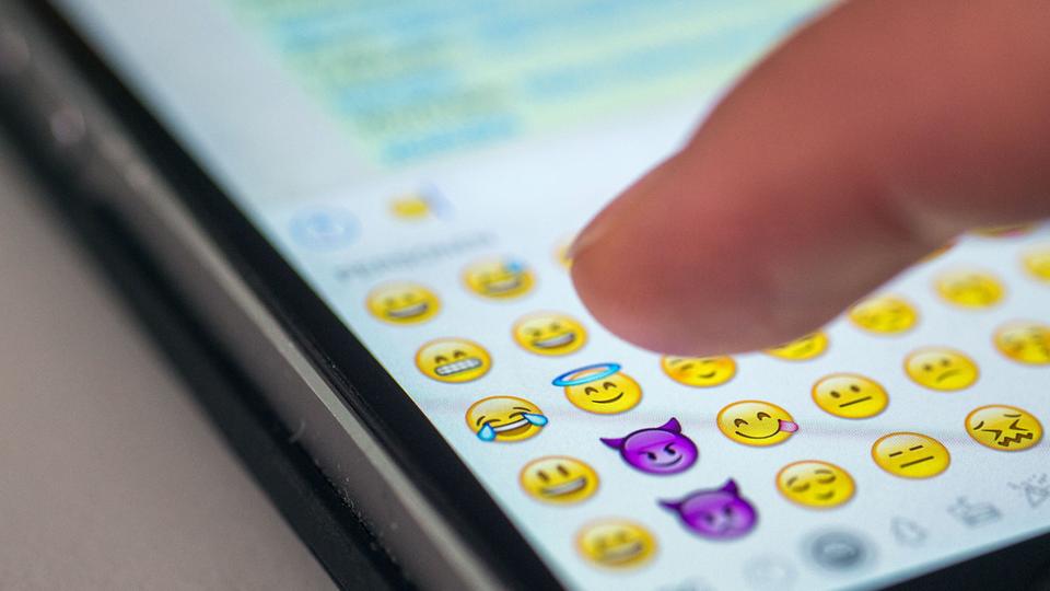 Bedeutung von Emojis, Smileys die häufig falsch verwendet werden - Was ...