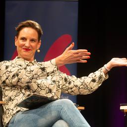 Krebs Erkrankung: Moderatorin Okka Gundel über die Zeit nach der ...