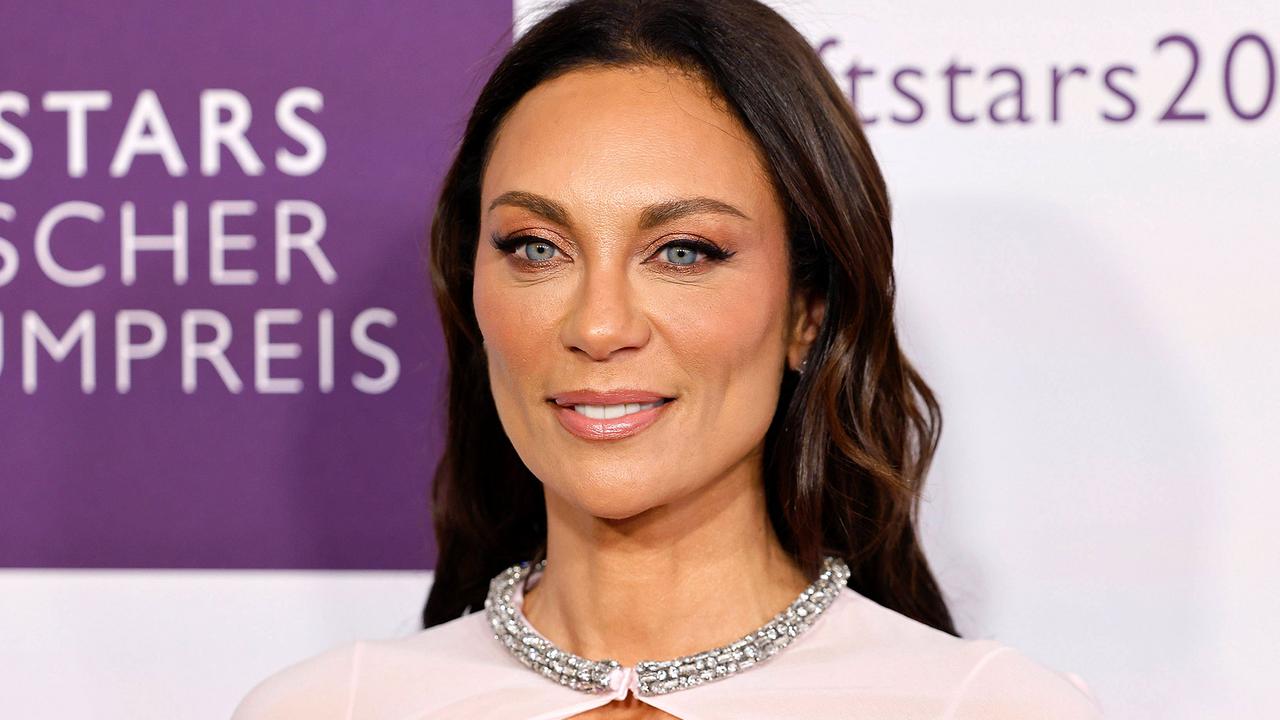 Lilly Becker zieht sich für den Playboy aus - Boris Becker bringt Buch ...