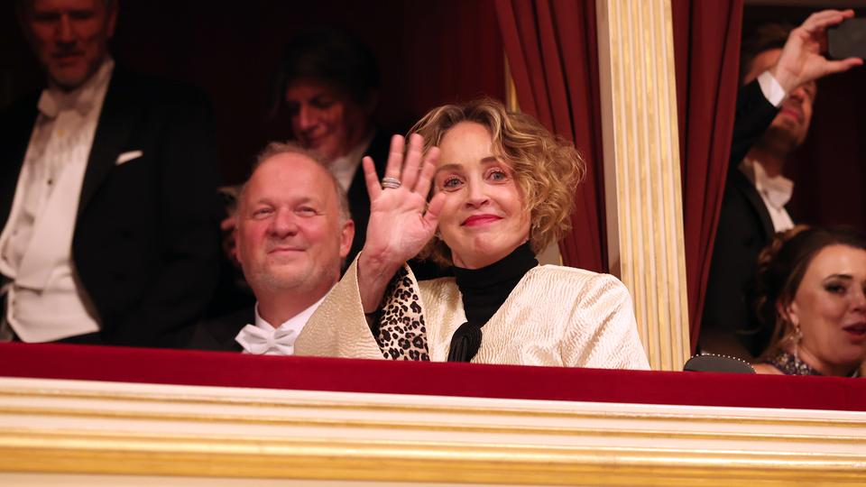 Schauspielerin Sharon Stone beim Wiener Opernball: Tränen und Flucht ...